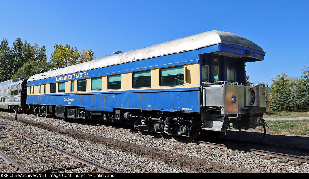 Aspen Crossing Passenger Car "The Pioneer"